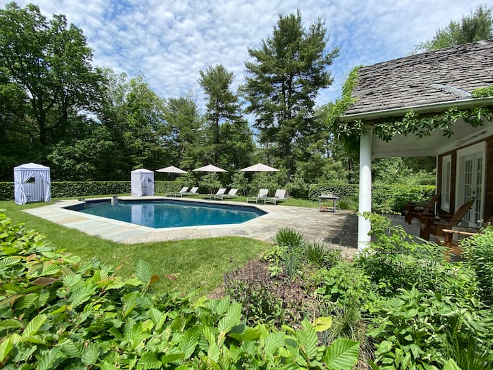 Low Meadow Farm -   Hudson Valley, Ny - Ghent, NY