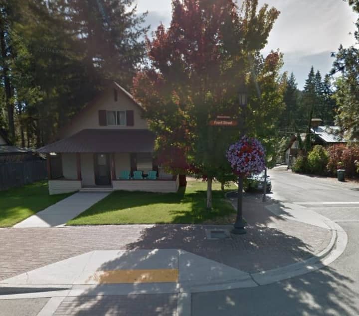 That 70's House - Leavenworth, WA