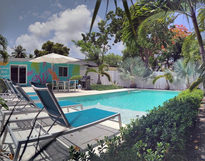 Bungalow Blue Pool House In ❤️ Of Fort Lauderdale! - Fort Lauderdale, FL