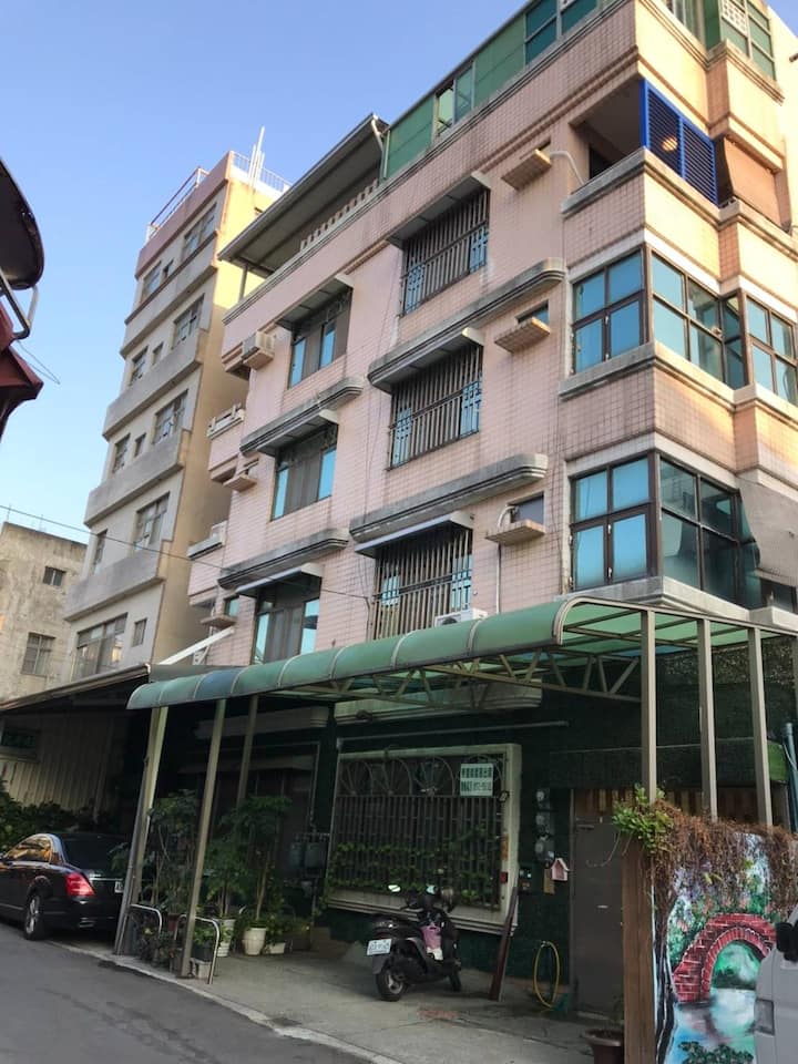 2721-南紡夢時代的鄰居，1double Bed Suit With Bathroom - Anping District