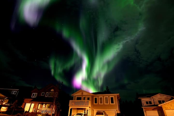 Yukon Home... Family-style 育空民宿和旅游公司 - Yukon