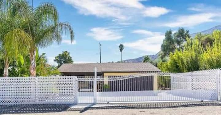 2 Rooms, Private Bath, Primary 90% Use Of Home - Lake Elsinore, CA