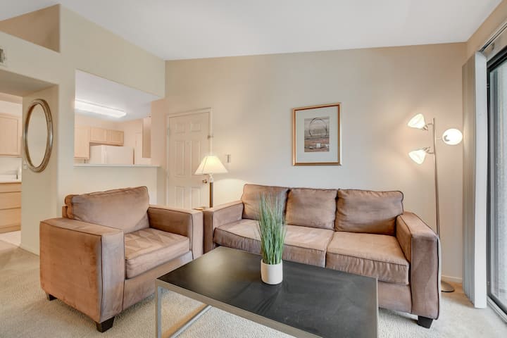 Charming 1 Bedroom Condominium - Henderson