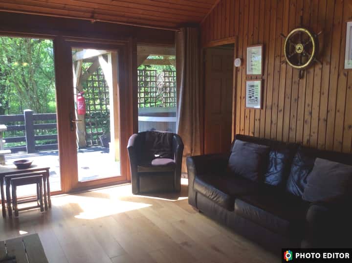 Seil Cabin, With Stunning Loch Views & Hot Tub - Loch Awe