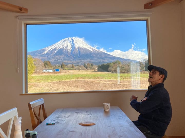 Mt.fuji,fujinomiya, Hitoana. Kids Welcomed - Fuji