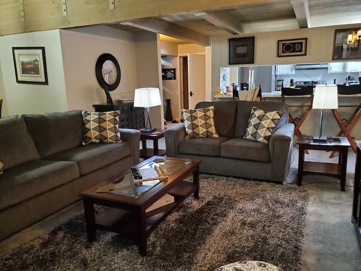 Located In The Village Next To The Gondola #309 !! - June Lake, CA