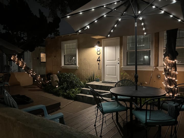 Island Court Cottage! Beachy & Best Location - San Diego, CA