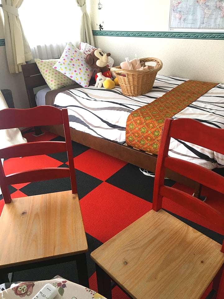 1 Tokyo Disneyland＆tokyo Disneysea 8-10 Min By Bus - 浦安市