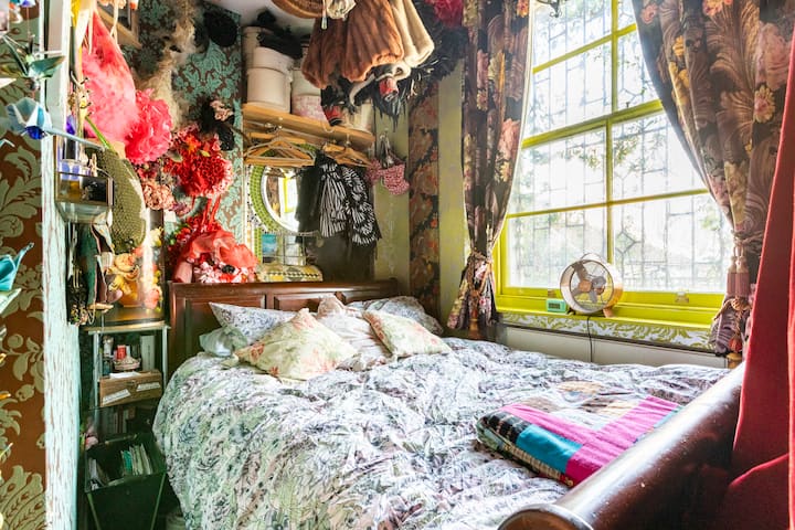 Quiet Room With Garden View In Cosy Exotic Flat! - Londra