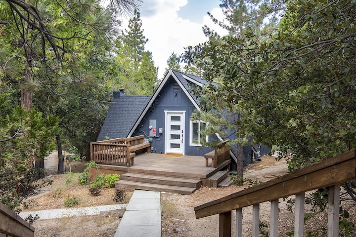 Raccoon Ridge Hot Tub Hideaway - Idyllwild-Pine Cove, CA