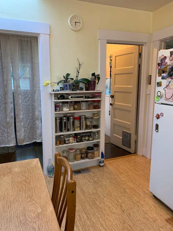 Convenient Private Room In Berkeley - Kensington, CA