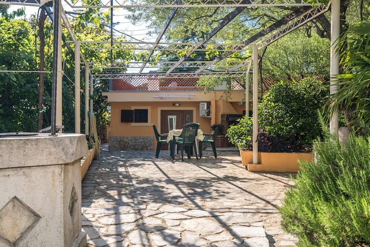 Apartment Luna - Punat