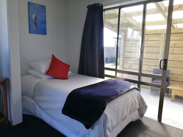 Kotuku Cottage, Hokitika. Comfort And Activities! - Hokitika