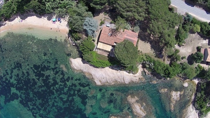 Rare ! Un Vrai Pont De Bateau Pour 6 Personnes - Cargèse
