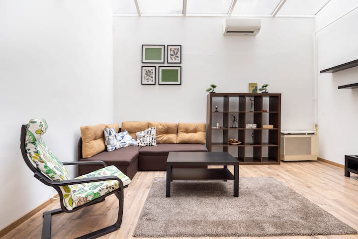 Large, Stylish Apartment In The Kazinczy Str. - Budapest