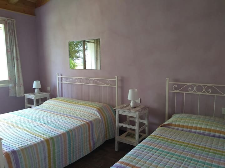 Bright "Countryside" Bedroom In Straw Bale House - Cesena