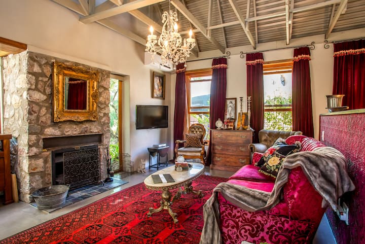 Festina Lente | Luxury Garden Suite In Sandton - Sandton