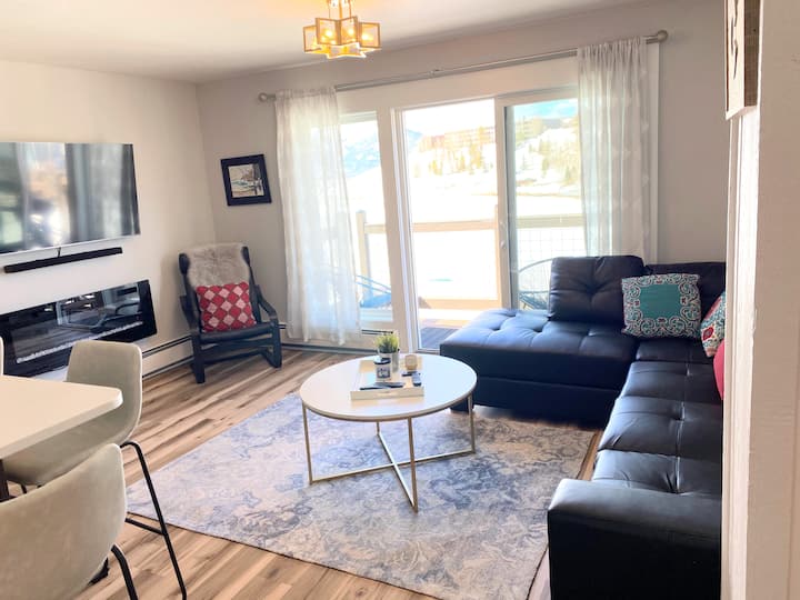 Wonderful Lake Front Condo - Minutes To Everything - 狄龍