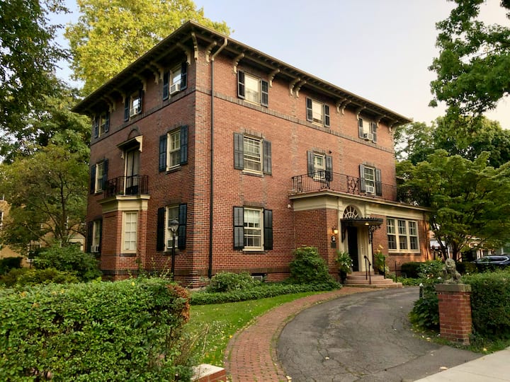Luxuriously Remodeled 1bd Apt#2 In 1906 Mansion - ロチェスター, NY