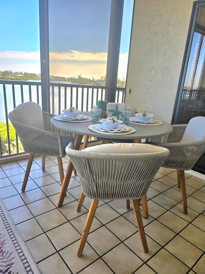 Longboat Condo W/ Private Beach - Longboat Key, FL