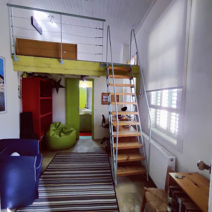 Old Town Charm, Private Room With Private Bathroom - Nicosia