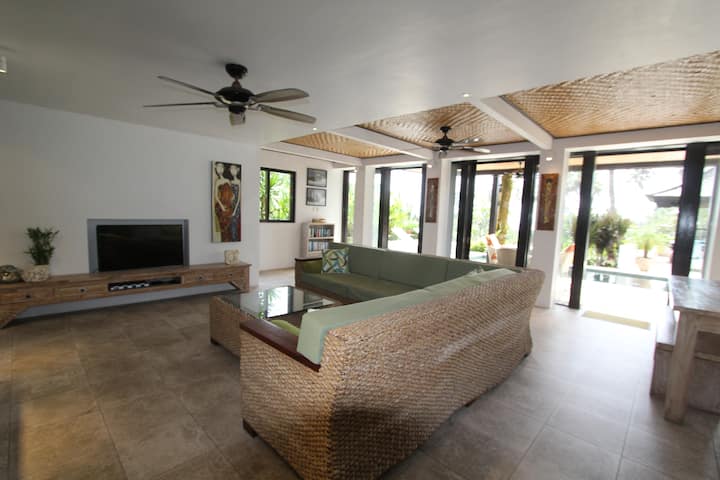 Surf Villa  Balian Beach - A Surfer's Dream - Bali