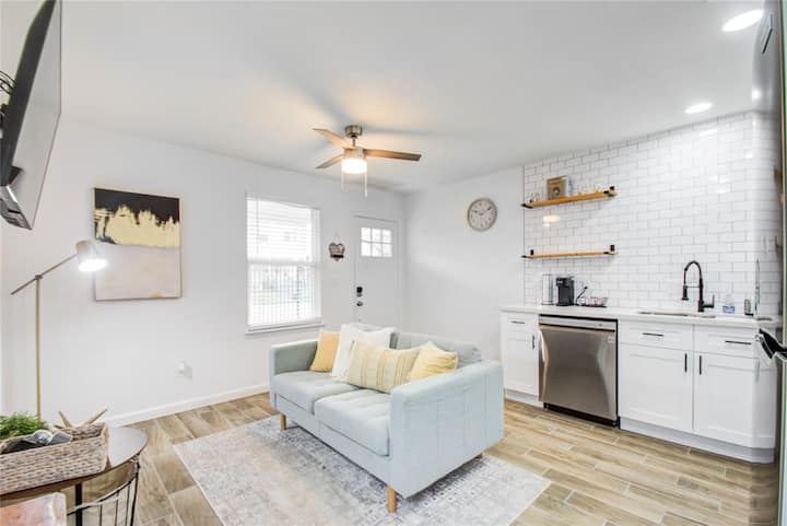 Home Away From Home (Unit A) - Houston, TX