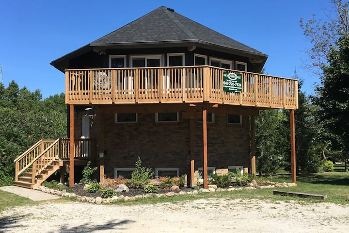 Octagon Chalet Fire Pit, Close To Thevillage - Collingwood