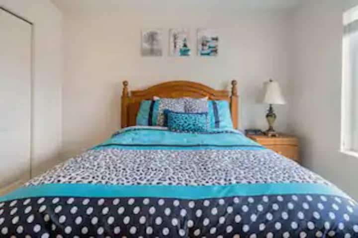 Be Comfy Relax W A View - Wilsonville, OR