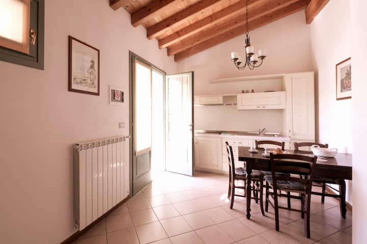 Agriturismo Le Moie   Appartamento "Girasole" - Desenzano del Garda