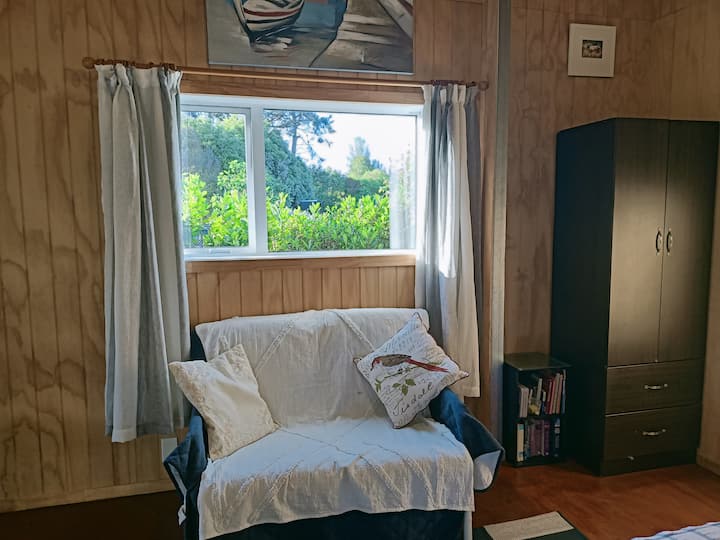 Oden Estate -Self Sufficient Flat, Minutes To Town - Masterton