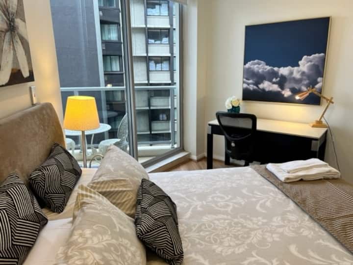 Chinatown One Bedroom Apt With Balcony - Surry Hills