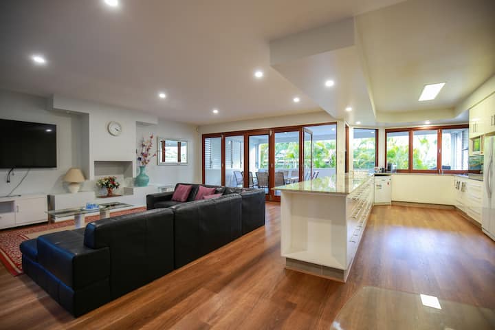The Palm - 3 Min Walk To Cavill, Surfers Beach - Surfers Paradise