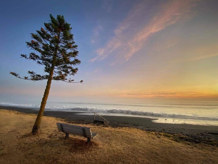 Pals Cottage On Westshore Beach - Napier