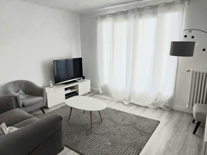 Appartement 75m2 Centre Ville - Garches