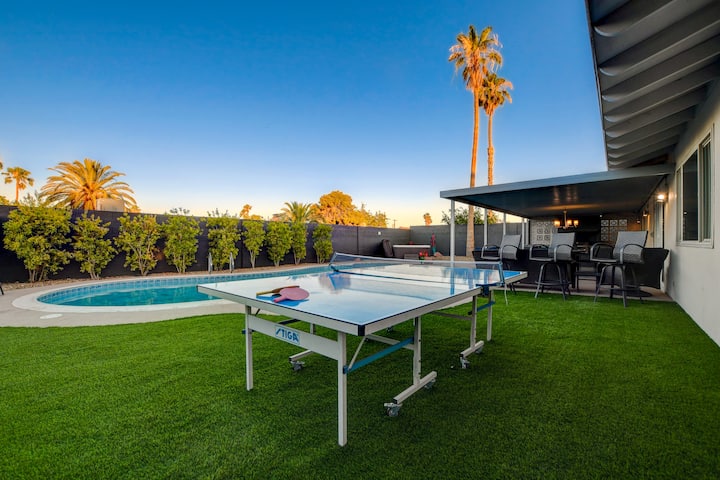 Close To Strip! Pool | Spa | Roulette Table | Golf - Las Vegas, NV
