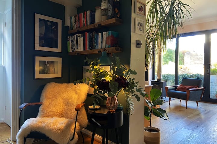 Stylish Home Near Sea, Private Garden & Parking - Seaford