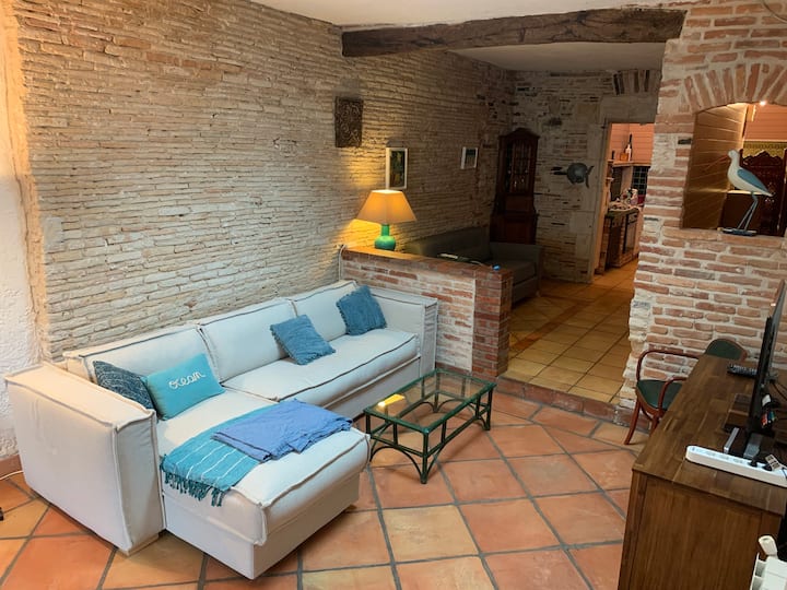 Apartamento De 70m2 En La Planta Baja De Un Pabellón En El Corazón De Arcachon - Arcachón