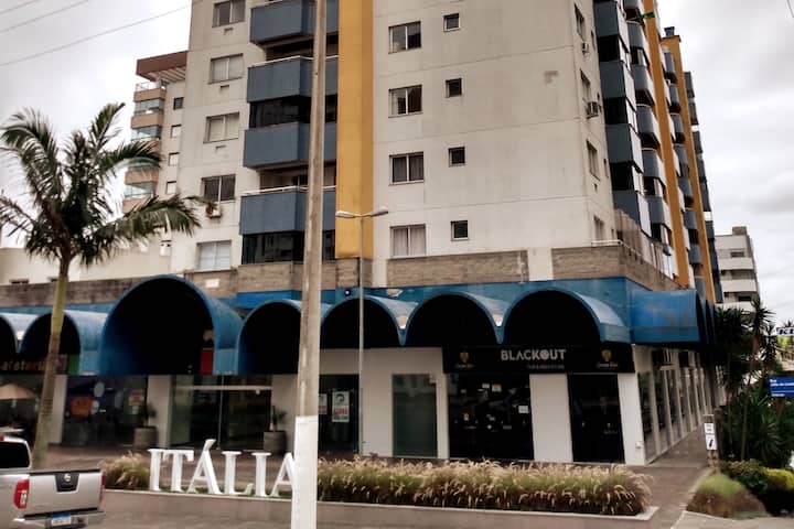 Apartamento 1 Dorm. Centro De Torres Rs - 托里斯