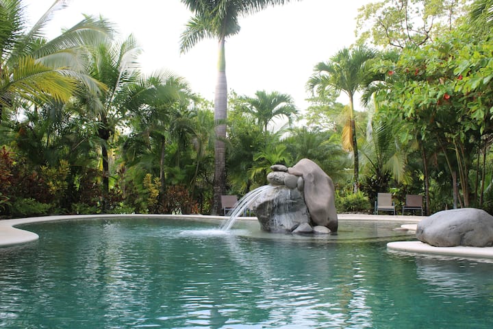 Casa Estrella~ North Guiones~beach Bungalow - Nosara