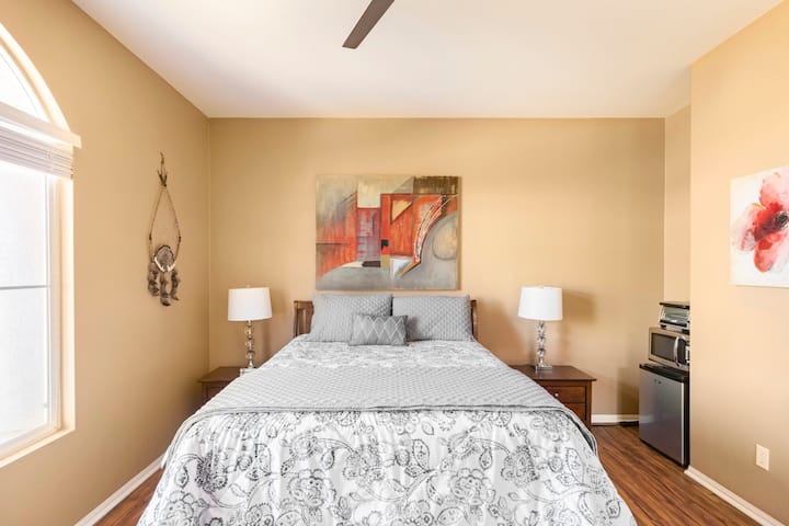 Large Private Casita In Palm Springs - Palm Springs, CA