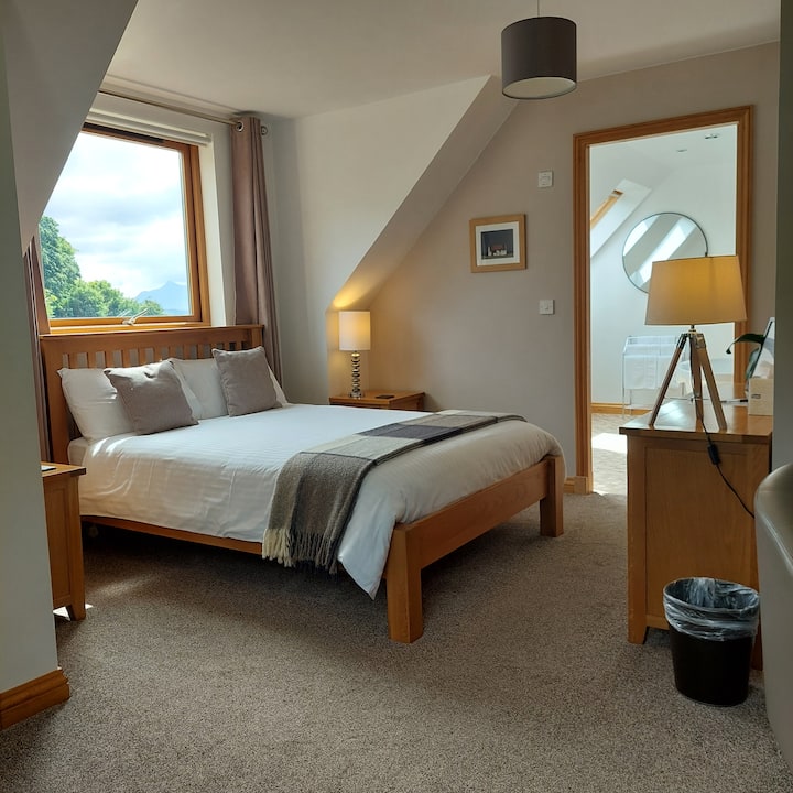 Orchard House B&b - Room 2, Our Double With Bath - Portree