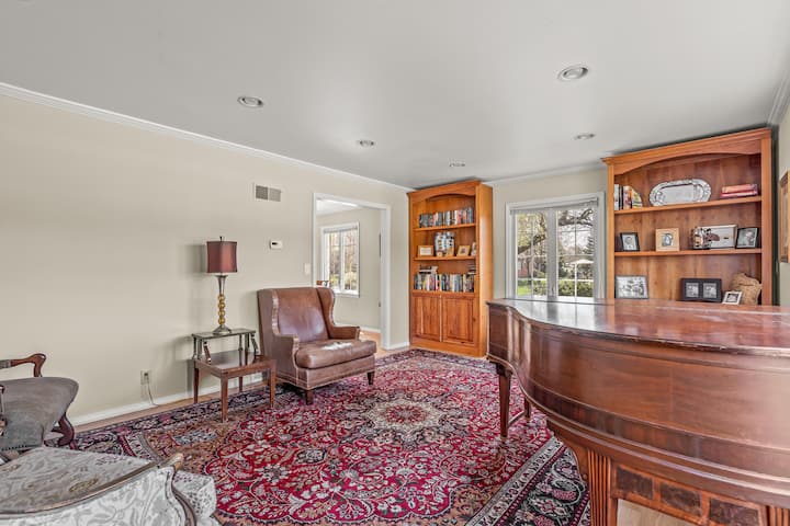 Mequon Wedding Retreat - Grafton, WI