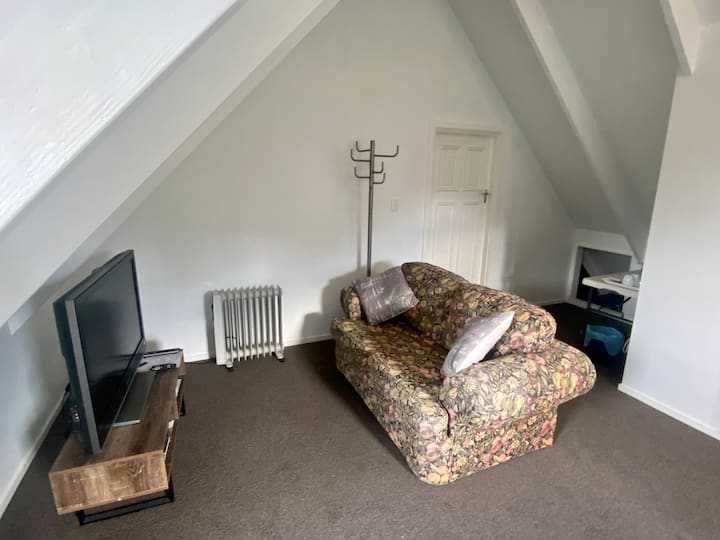 Spacious Private En-suite  Room Close To Wineries - Renwick