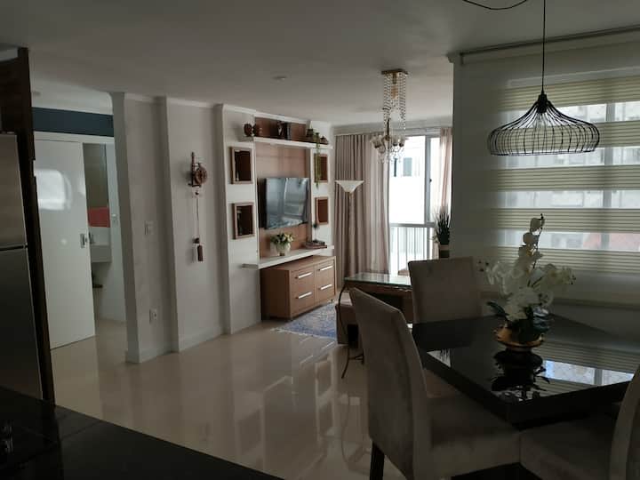 Ap à 150m Da Praia P/ 4 Pessoas, C/ Garagem Em Bc - Balneario Camboriú