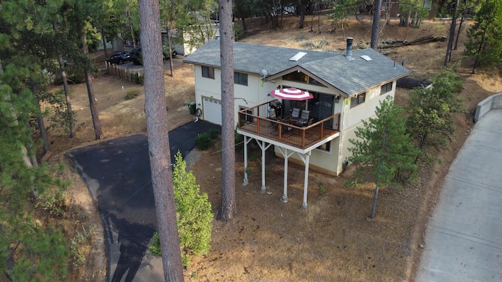Family-friendly Cabin Near Yosemite & Pml Wifi A/c - Groveland, CA