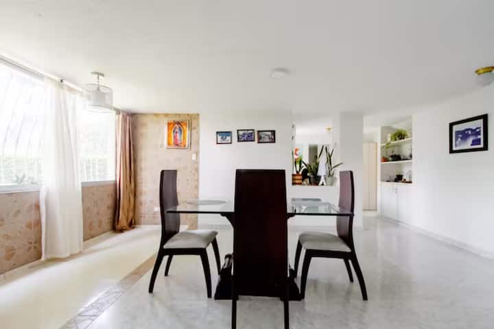 Excelente Habitación En La Mejor Ubicación. - Cali