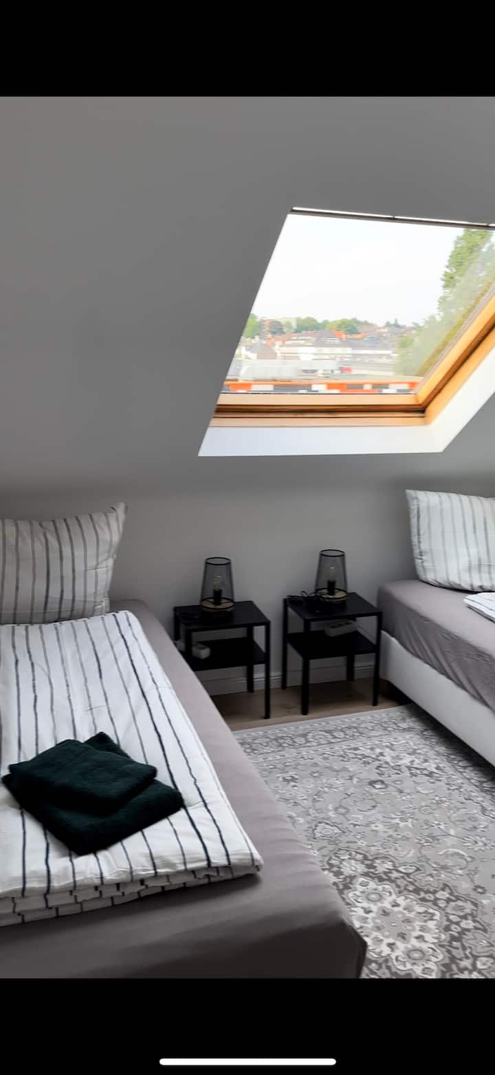 Komplett Neu! - Moderne 2-zimmer, Küche, Bad - Mönchengladbach