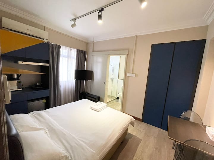 Small Cozy Studio In Somerset Orchard (250 Sqft) - Singapore