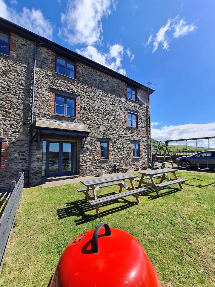 Cornerstones Barn - Large Barn Conversion, Cumbria - Reino Unido